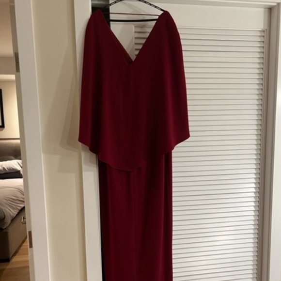 Halston Heritage | Dresses | Halston Heritage Cape Sleeve Stretch Crepe ...
